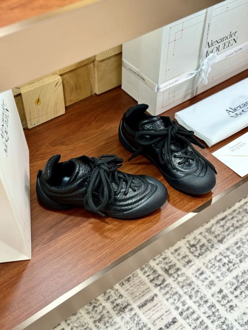 Official Alexander Mcqueen Low Shoes