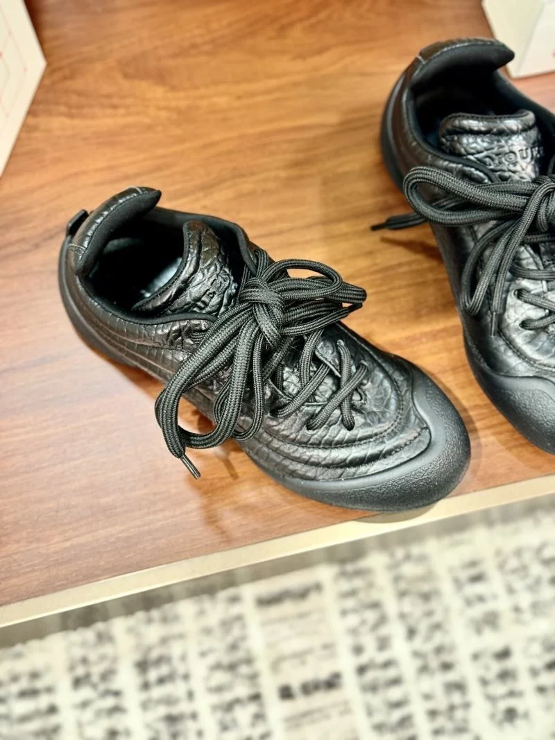 Official Alexander Mcqueen Low Shoes