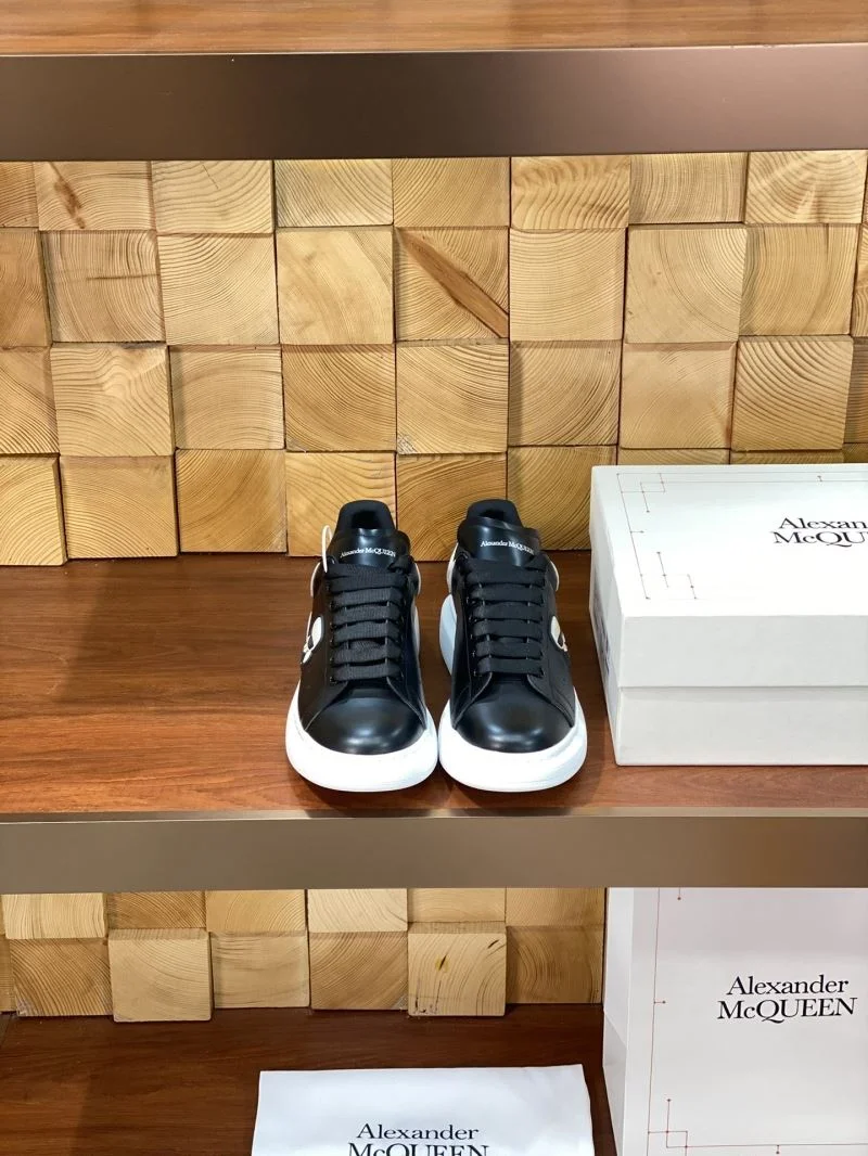 Alexander Mcqueen Low Shoes