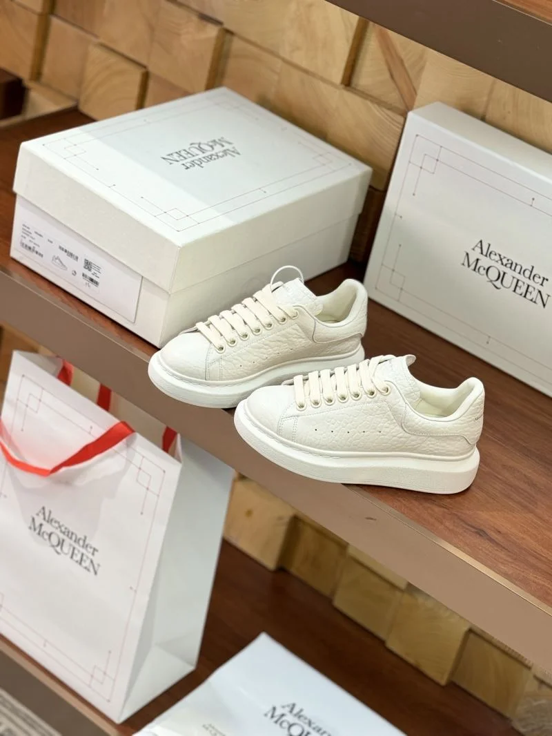 Brand-original Alexander Mcqueen Low Shoes