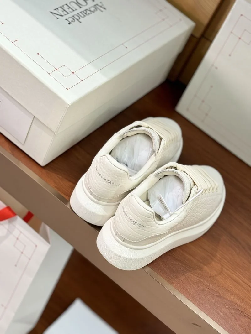Brand-original Alexander Mcqueen Low Shoes