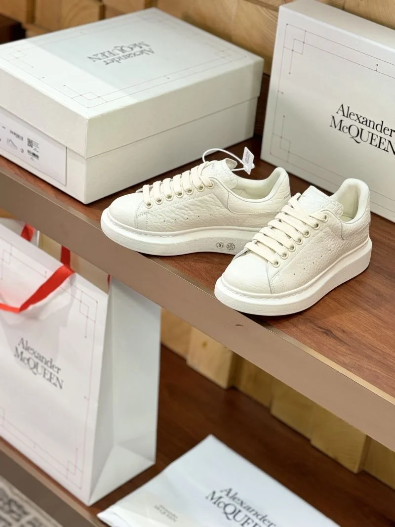 Brand-original Alexander Mcqueen Low Shoes