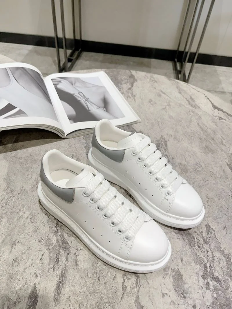 Indistinguishable Alexander Mcqueen Low Shoes