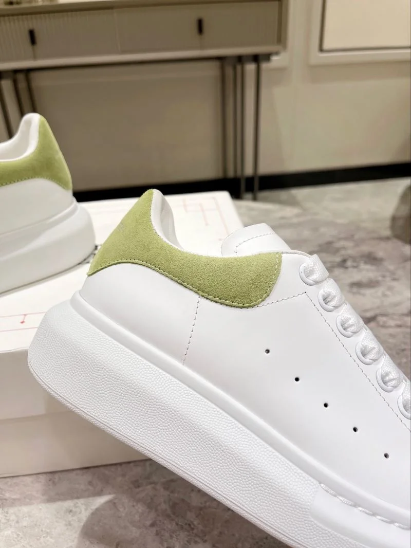 Exact replica Alexander Mcqueen Low Shoes