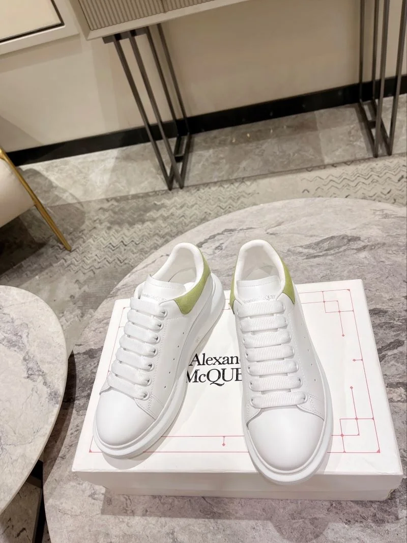 Exact replica Alexander Mcqueen Low Shoes
