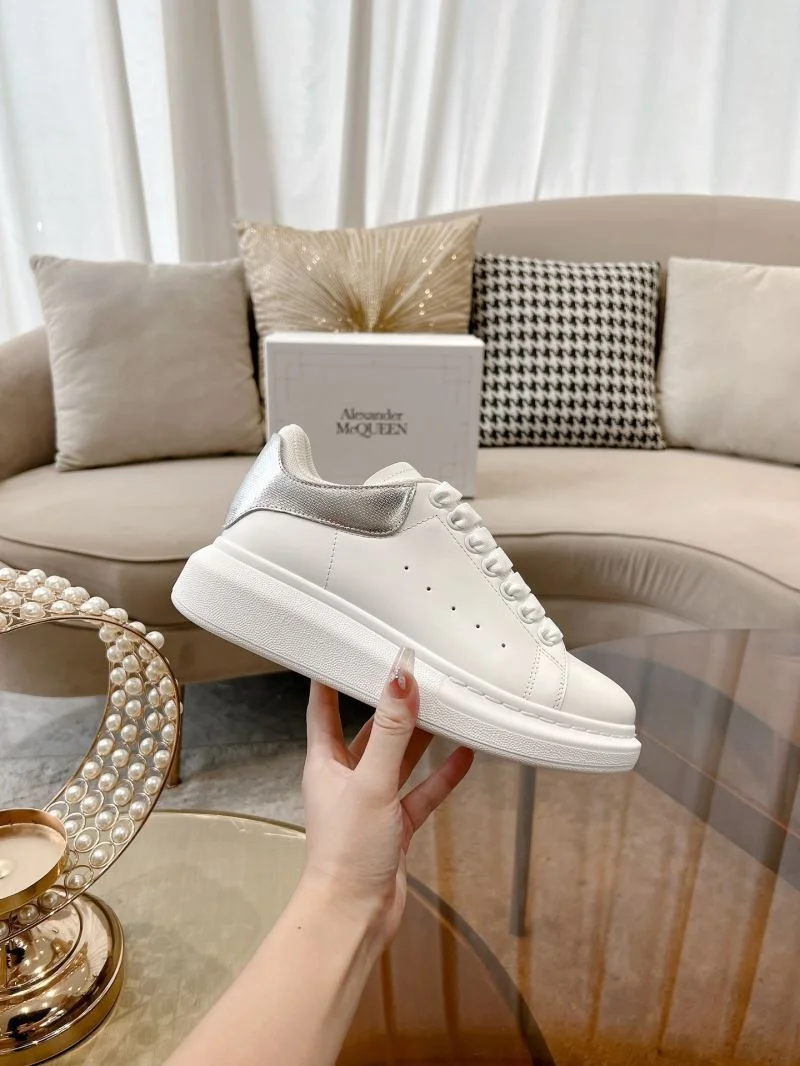 Value-priced Alexander Mcqueen Low Shoes