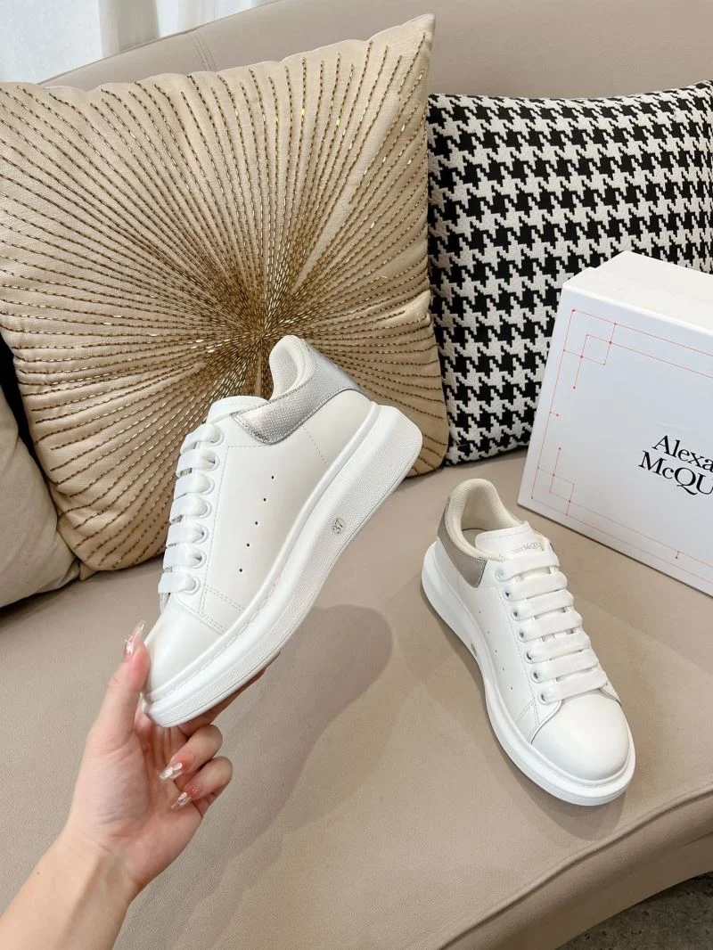 Value-priced Alexander Mcqueen Low Shoes