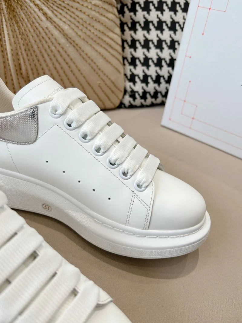 Value-priced Alexander Mcqueen Low Shoes