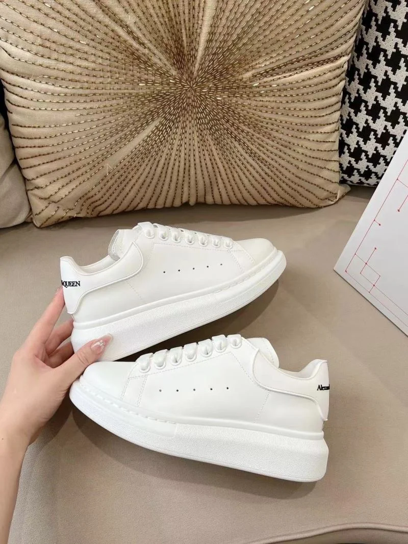 Authentic Alexander Mcqueen Low Shoes