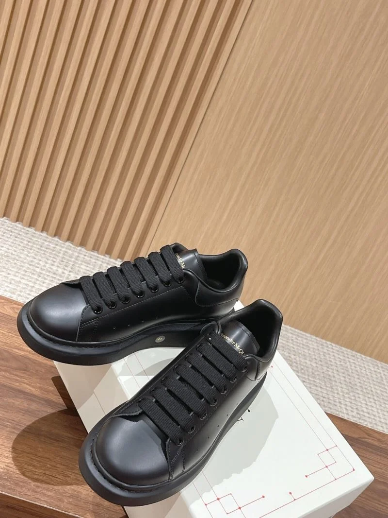 Legit Alexander Mcqueen Low Shoes