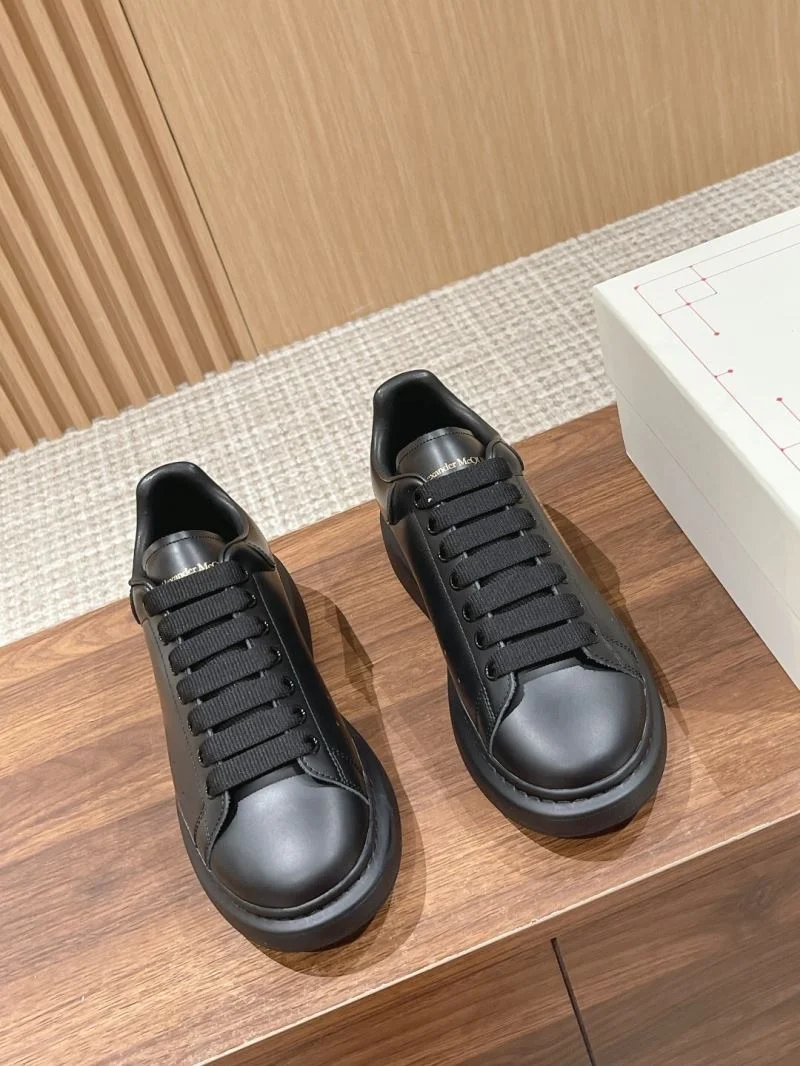 Legit Alexander Mcqueen Low Shoes