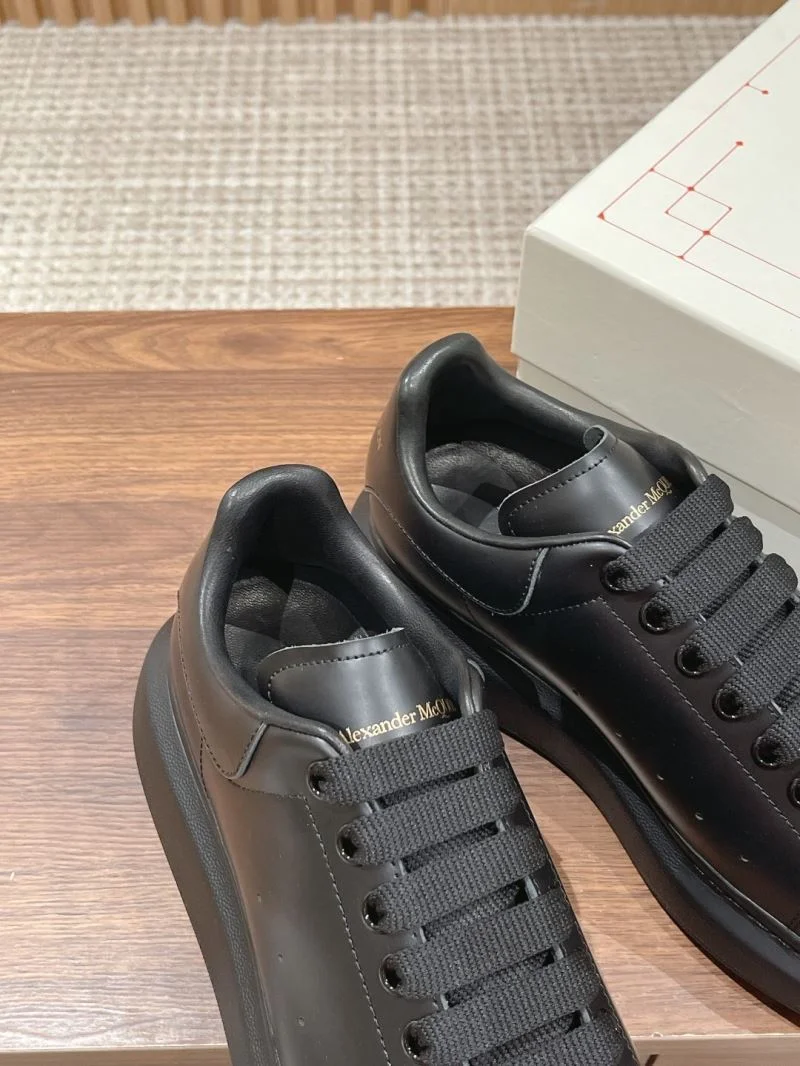 Legit Alexander Mcqueen Low Shoes
