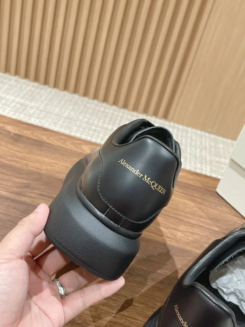 Legit Alexander Mcqueen Low Shoes