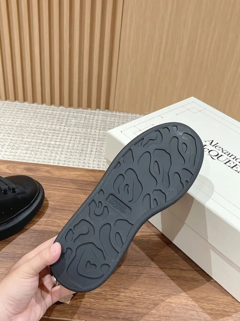 Legit Alexander Mcqueen Low Shoes