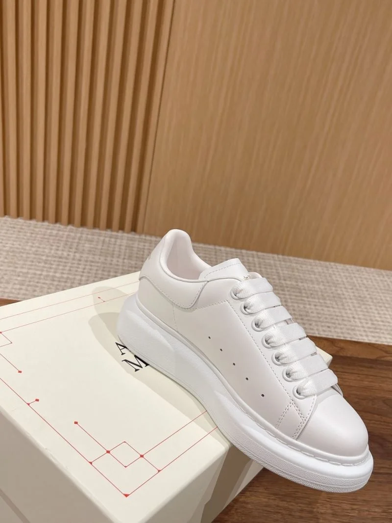 Value-priced Alexander Mcqueen Low Shoes