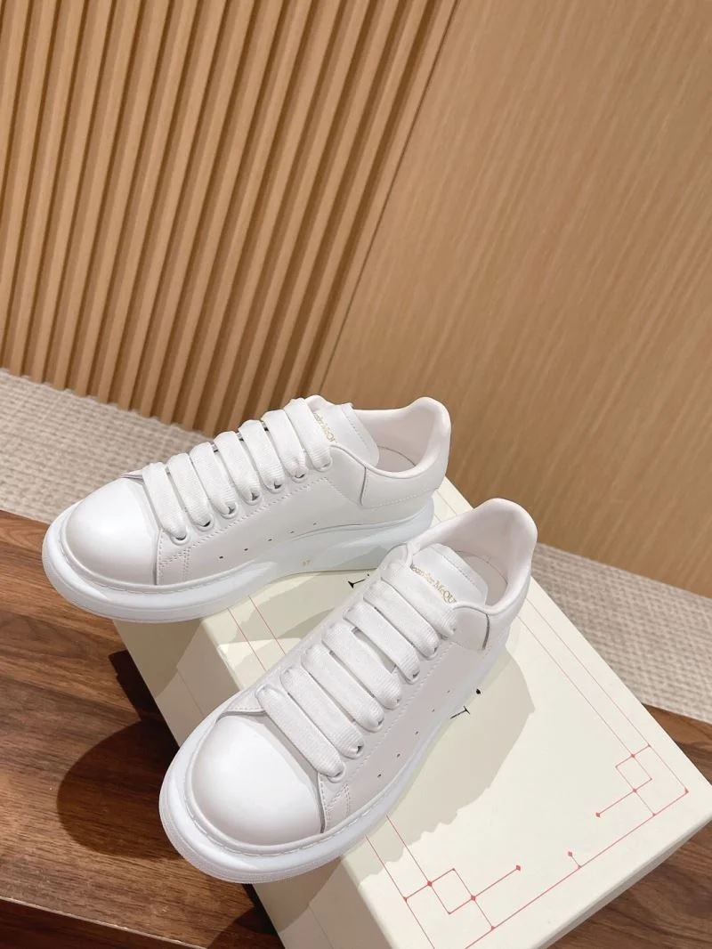 Value-priced Alexander Mcqueen Low Shoes