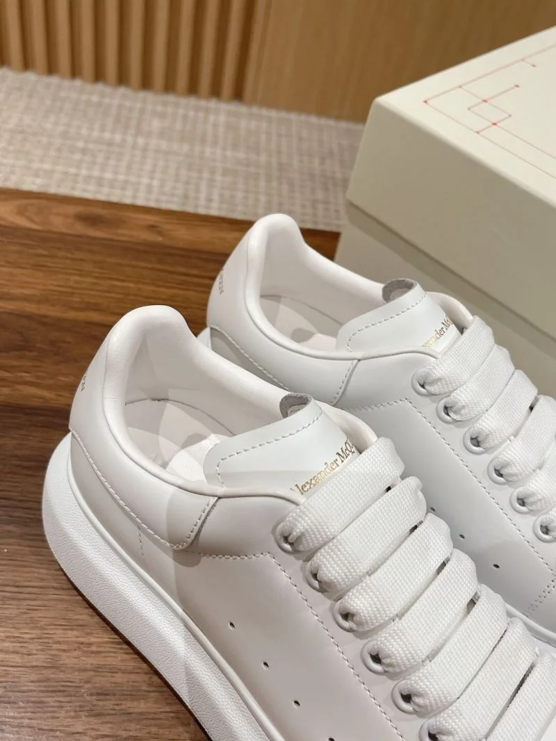 Value-priced Alexander Mcqueen Low Shoes