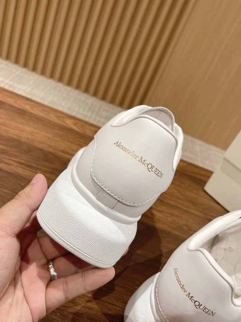 Value-priced Alexander Mcqueen Low Shoes