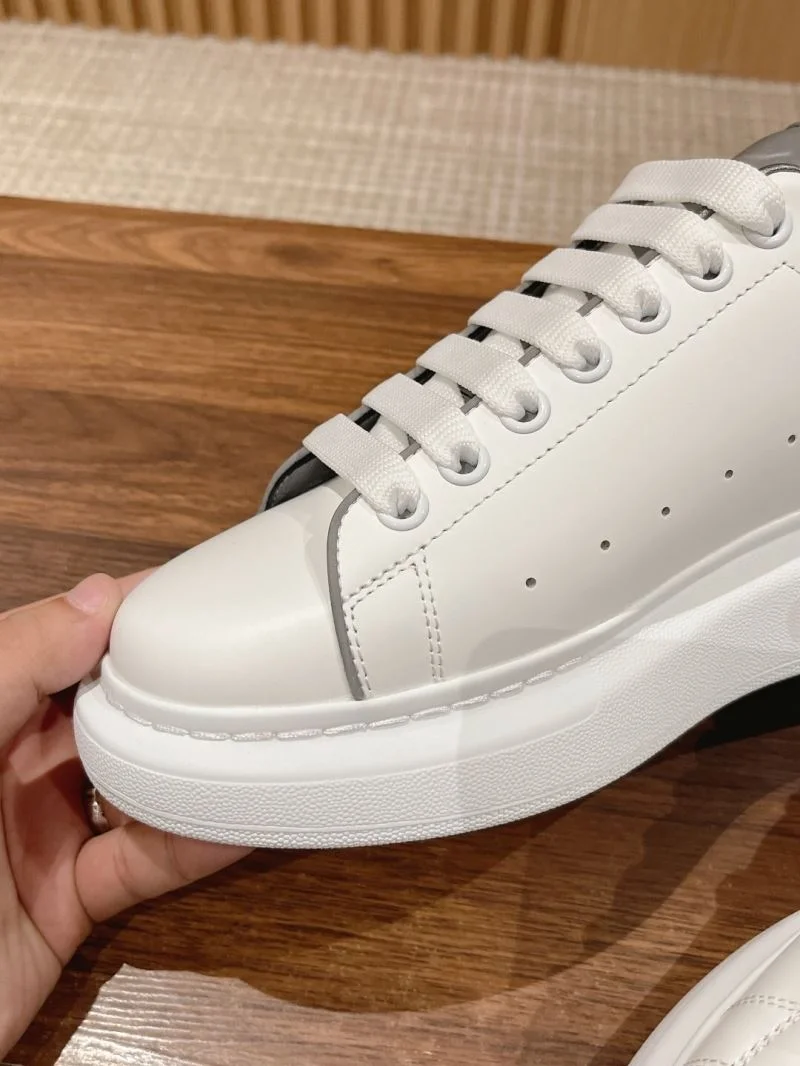 Reasonably priced Alexander Mcqueen Low Shoes