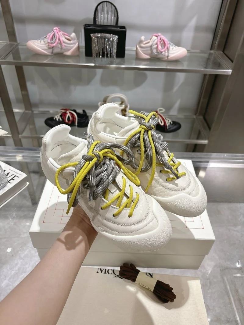 Precise copy Alexander Mcqueen Low Shoes