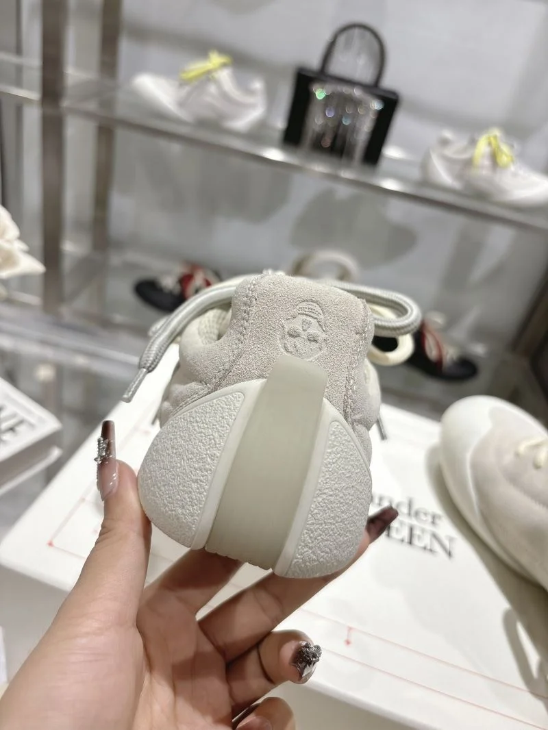 Official Alexander Mcqueen Low Shoes