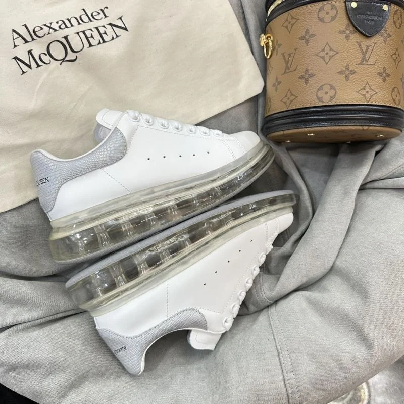 Indistinguishable Alexander Mcqueen Low Shoes