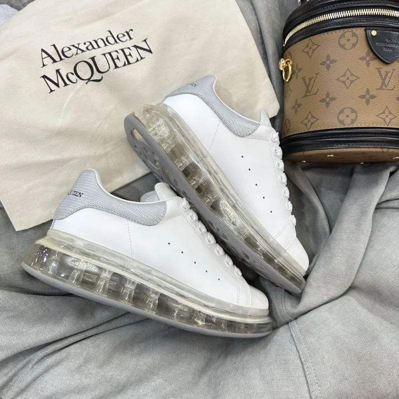 Indistinguishable Alexander Mcqueen Low Shoes