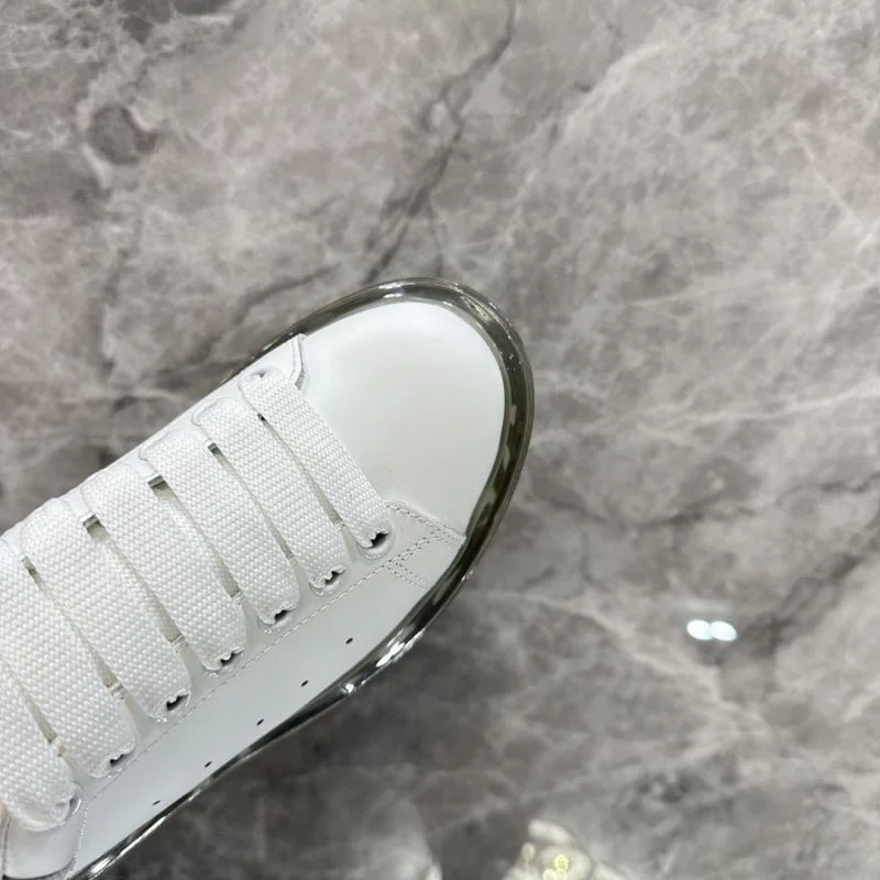 Indistinguishable Alexander Mcqueen Low Shoes
