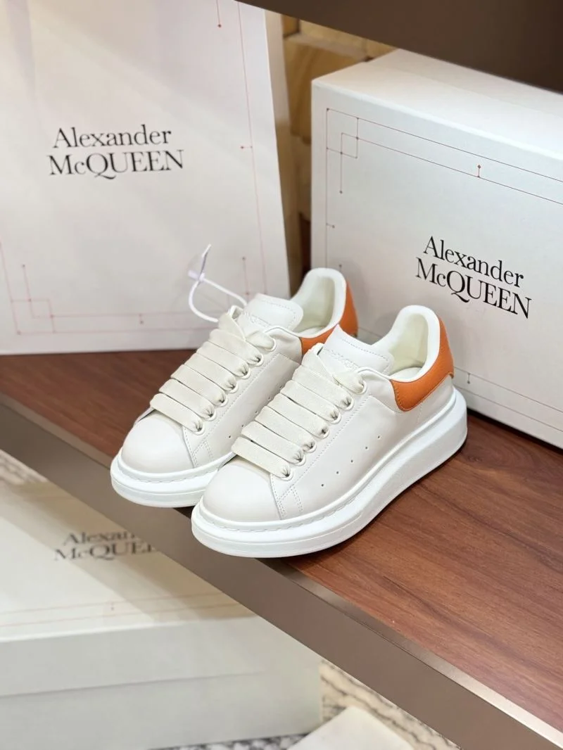 Precise copy Alexander Mcqueen Low Shoes