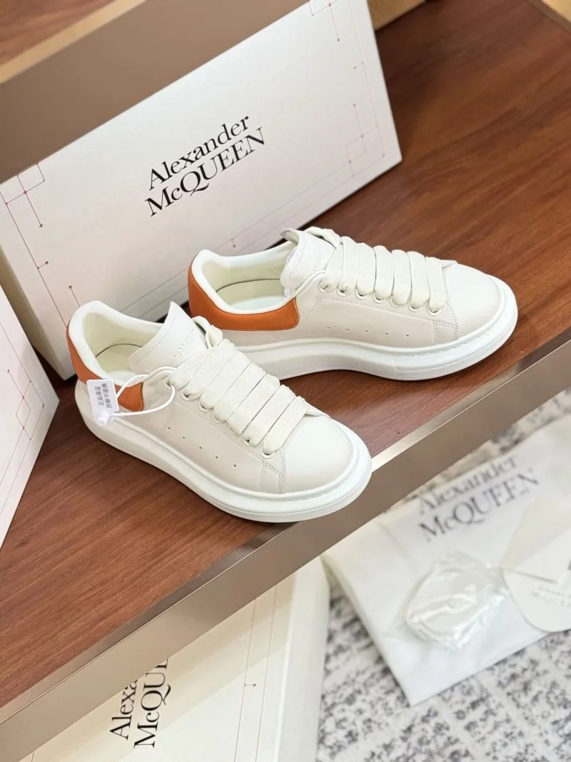 Precise copy Alexander Mcqueen Low Shoes
