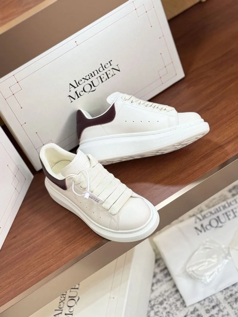 Value-priced Alexander Mcqueen Low Shoes