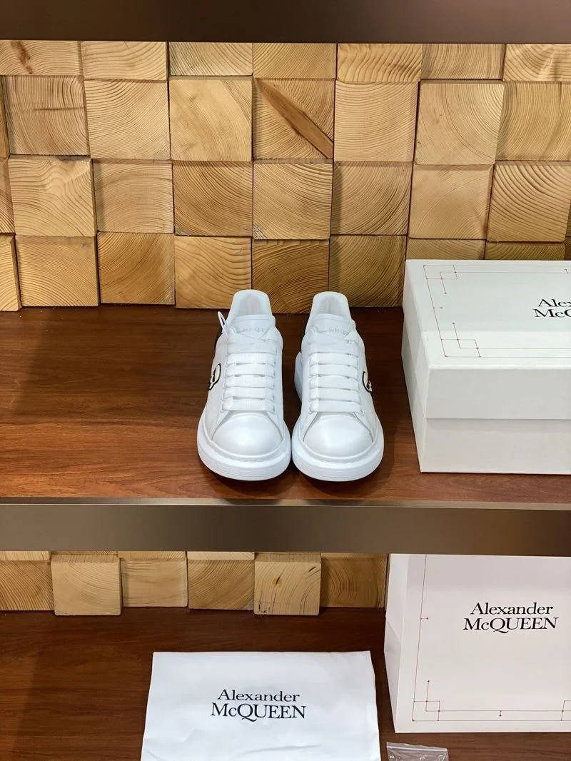 Alexander Mcqueen Low Shoes