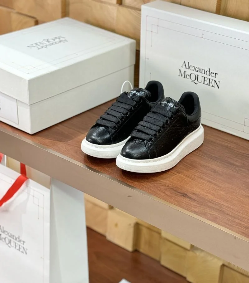 Alexander Mcqueen Low Shoes