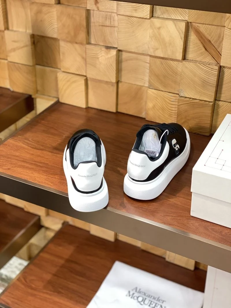 Official Alexander Mcqueen Low Shoes