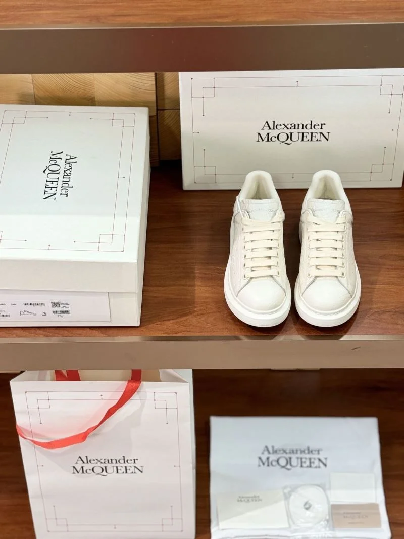 Budget-friendly Alexander Mcqueen Low Shoes