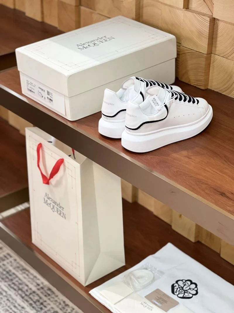 Alexander Mcqueen Low Shoes
