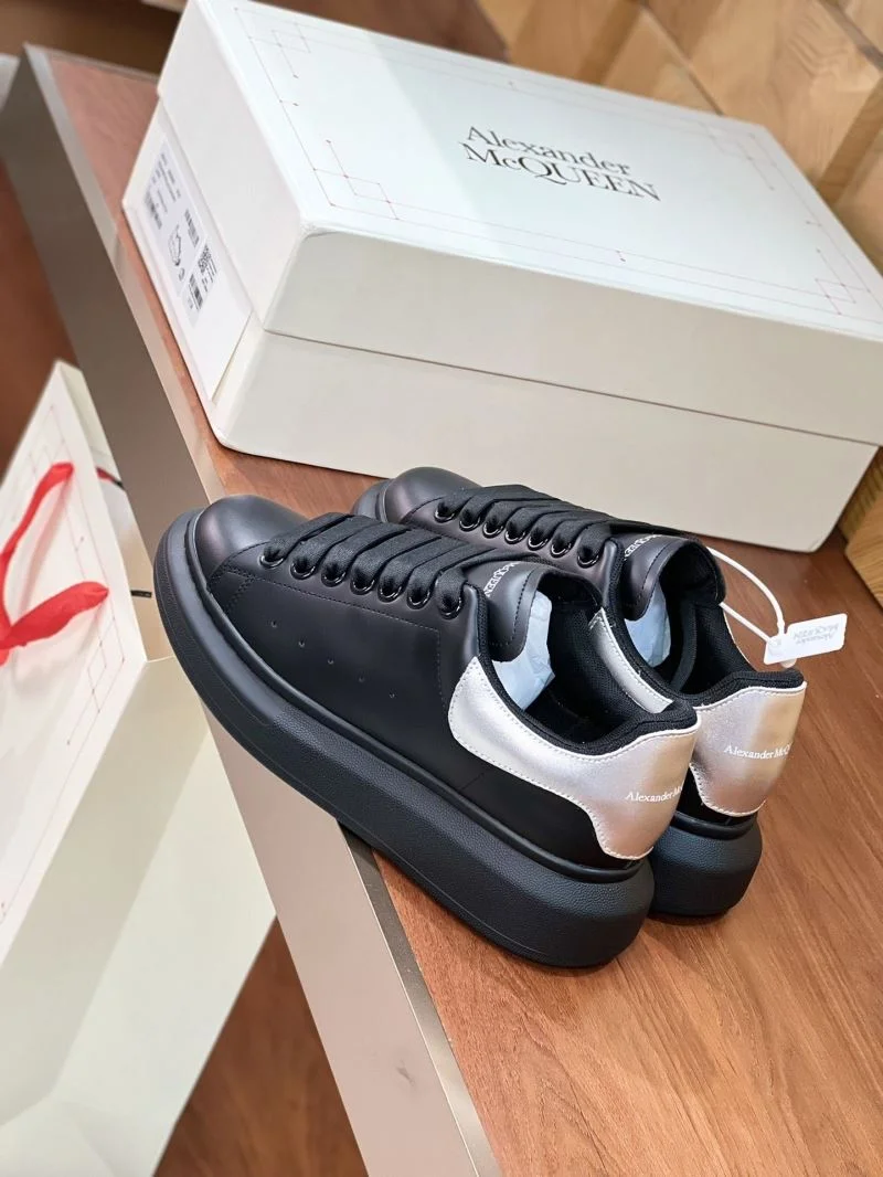 Authentic Alexander Mcqueen Low Shoes