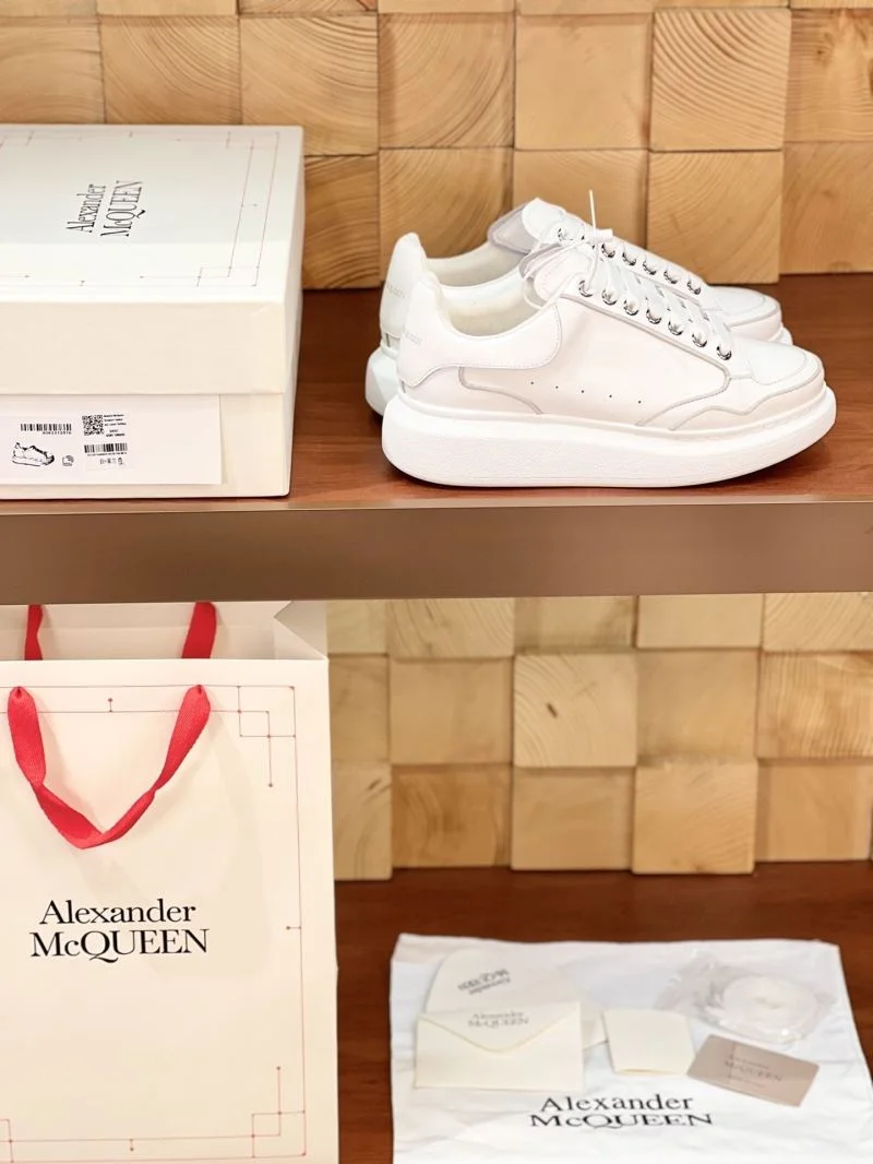 Real Alexander Mcqueen Low Shoes