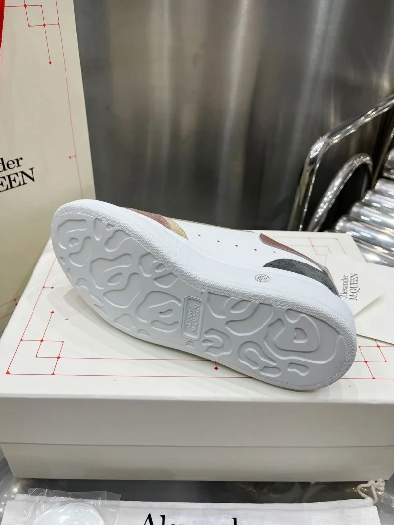 Genuine Alexander Mcqueen Low Shoes
