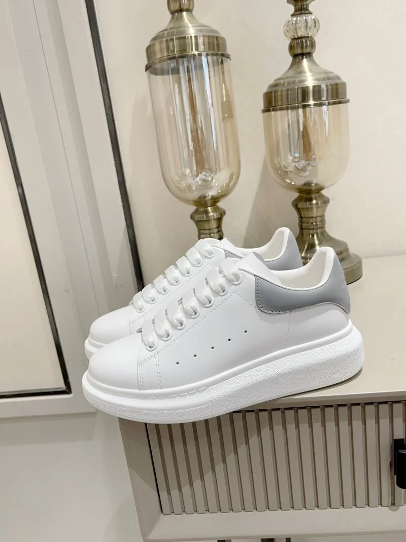 Exact replica Alexander Mcqueen Low Shoes