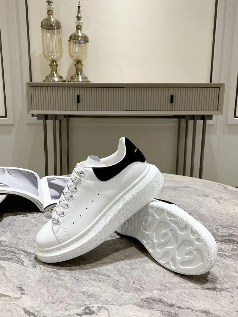 Mirror quality Alexander Mcqueen Low Shoes