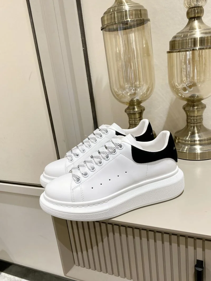 Mirror quality Alexander Mcqueen Low Shoes