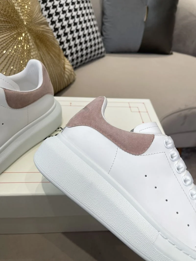 High fidelity Alexander Mcqueen Low Shoes