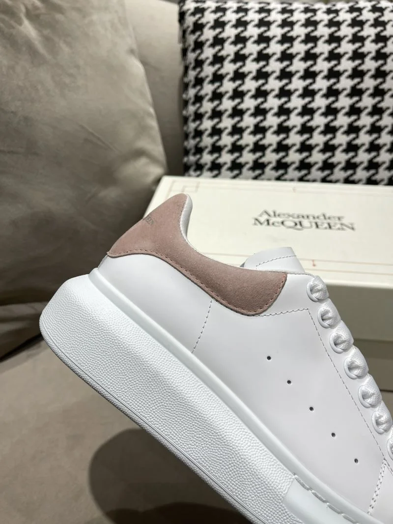 High fidelity Alexander Mcqueen Low Shoes