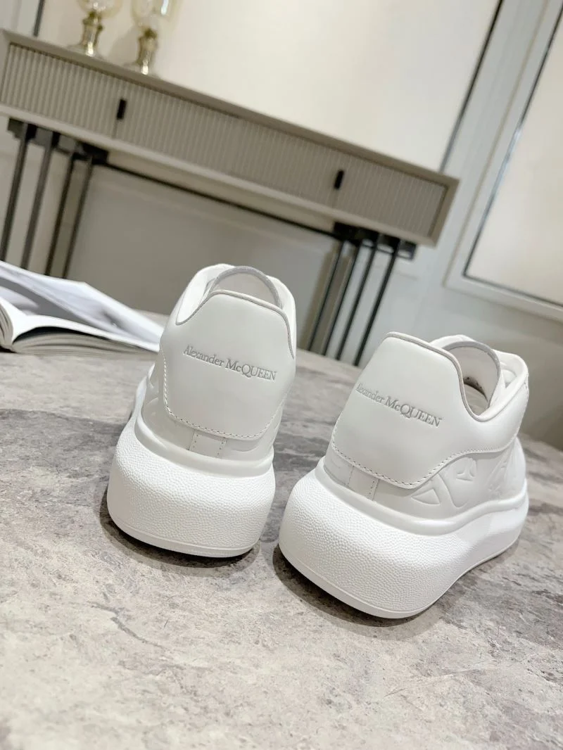 Legit Alexander Mcqueen Low Shoes