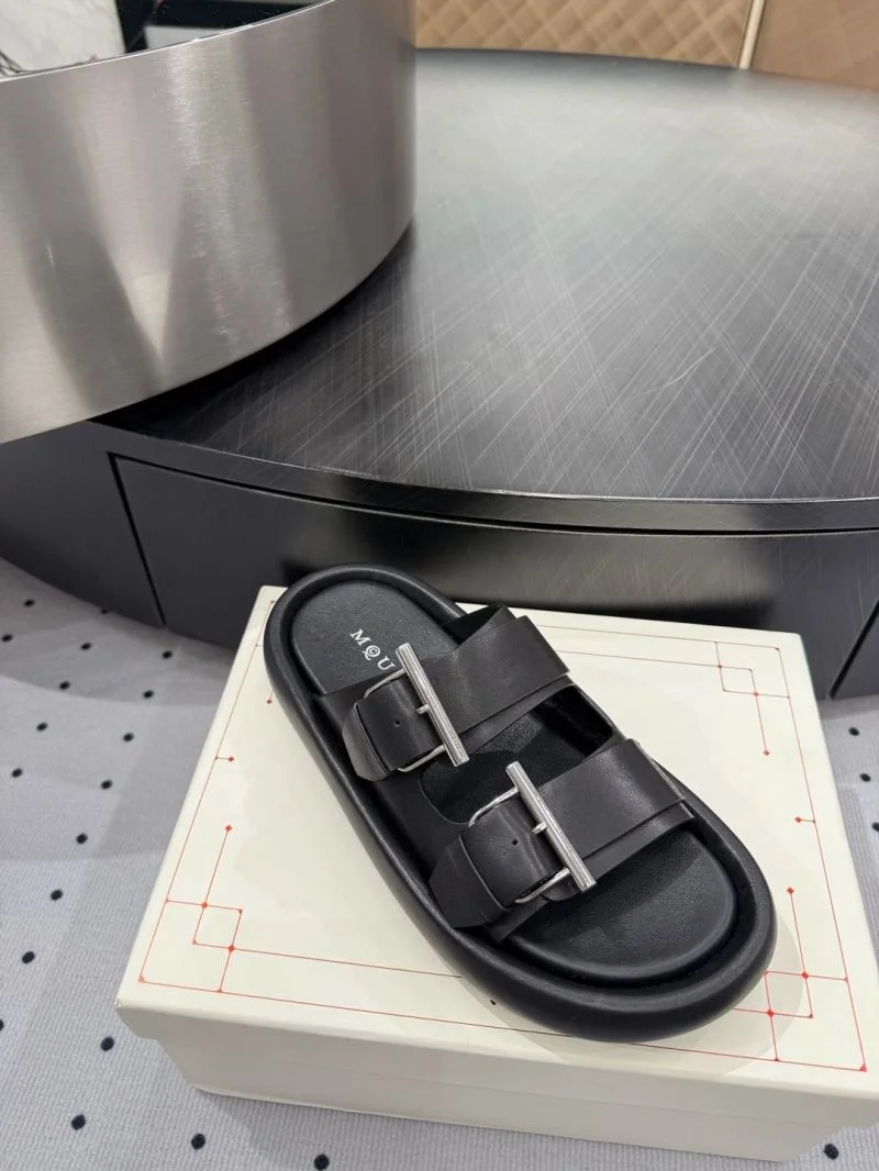 Precise copy Alexander Mcqueen Slippers