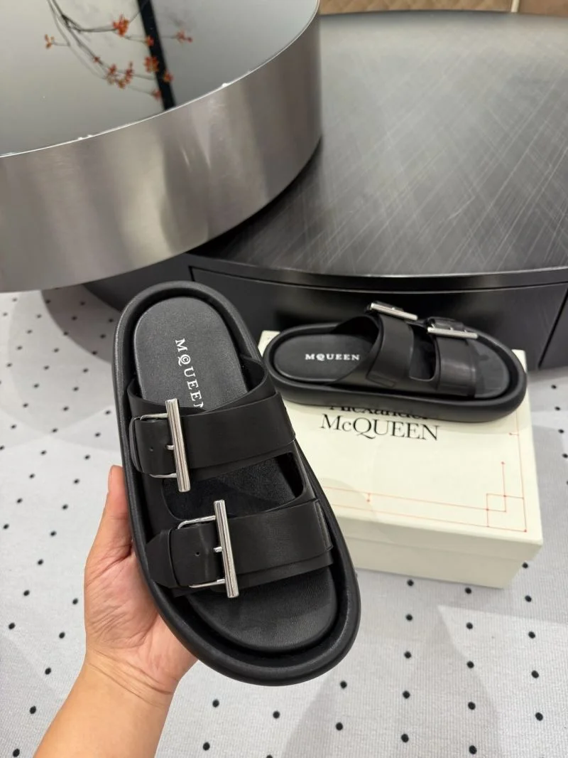 Precise copy Alexander Mcqueen Slippers