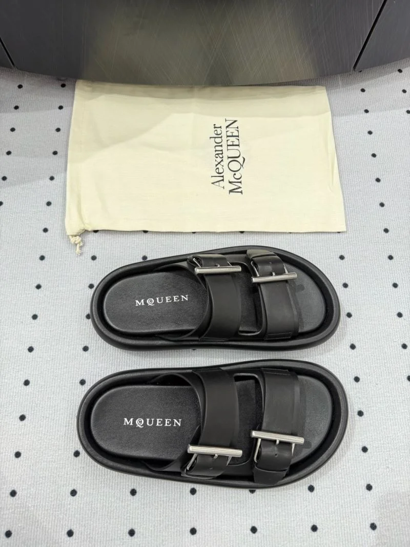 Precise copy Alexander Mcqueen Slippers