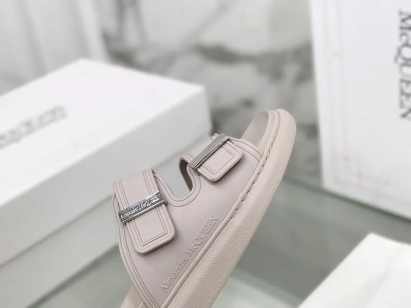 Inexpensive Alexander Mcqueen Slippers