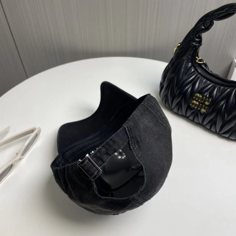 Top mirror Alexander Wang Caps